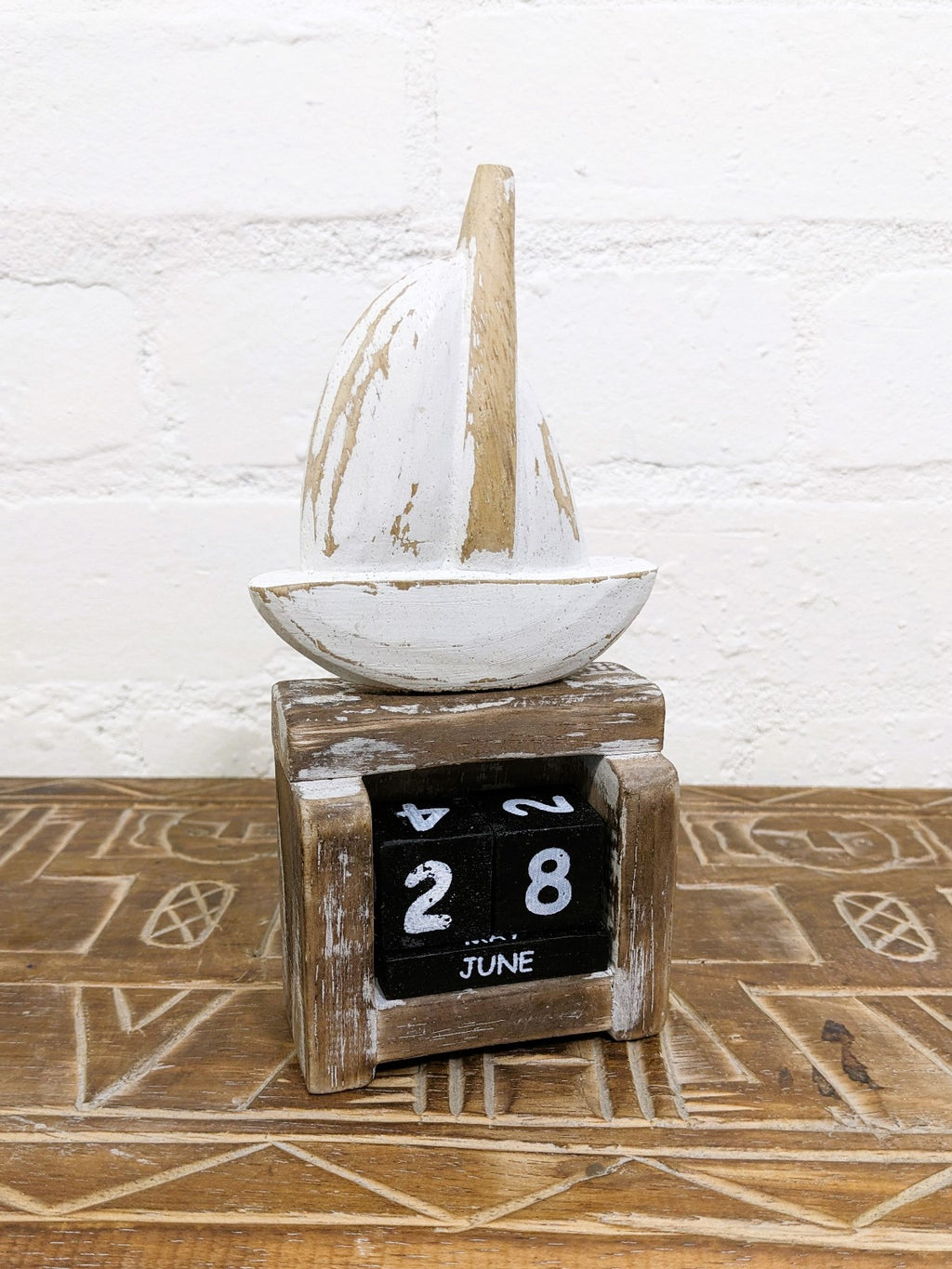 White Wash Boat Calendar – Gringo Fairtrade