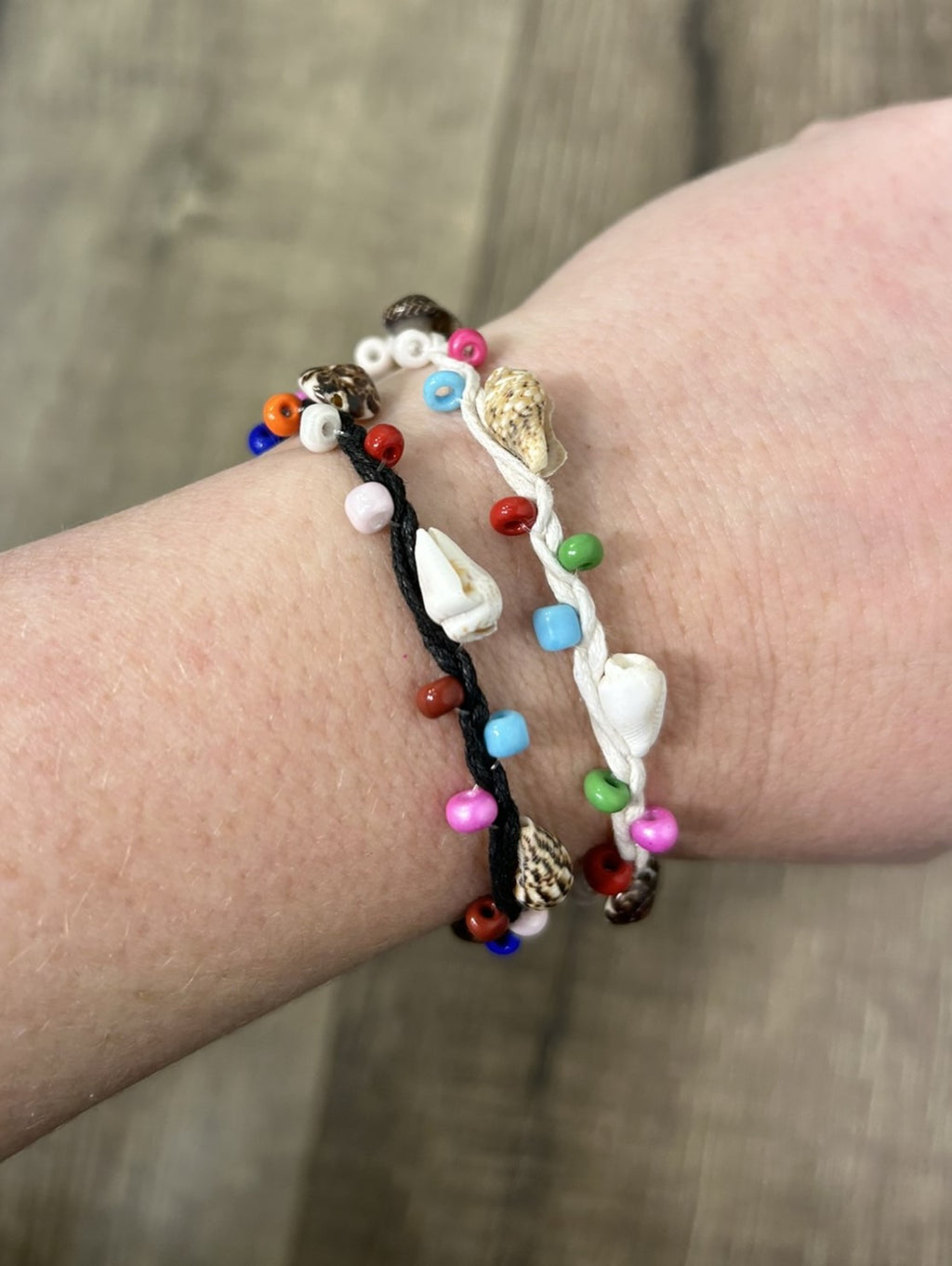 String Shell Wristband – Gringo Fairtrade