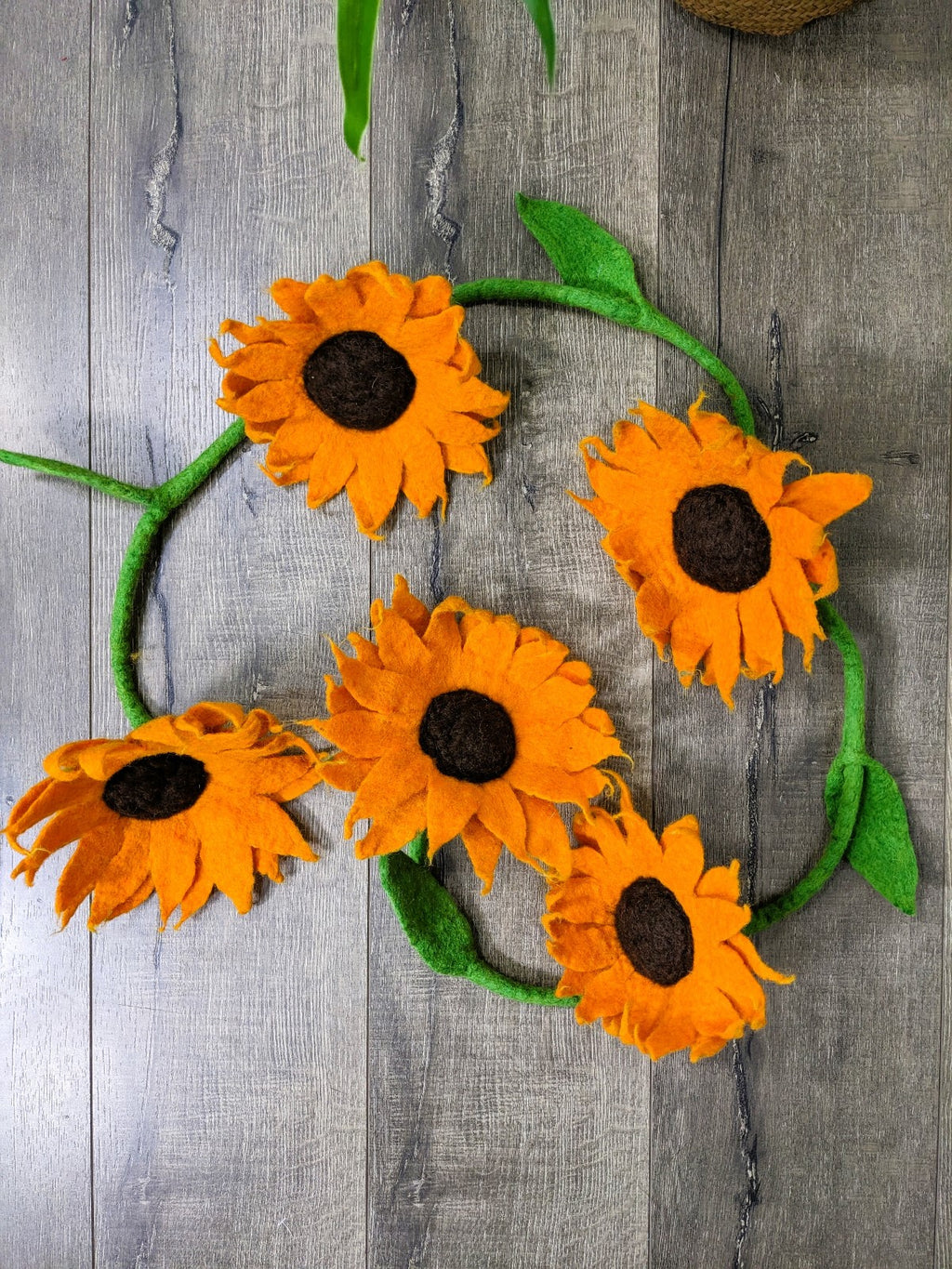 Felt Sunflower String – Gringo Fairtrade