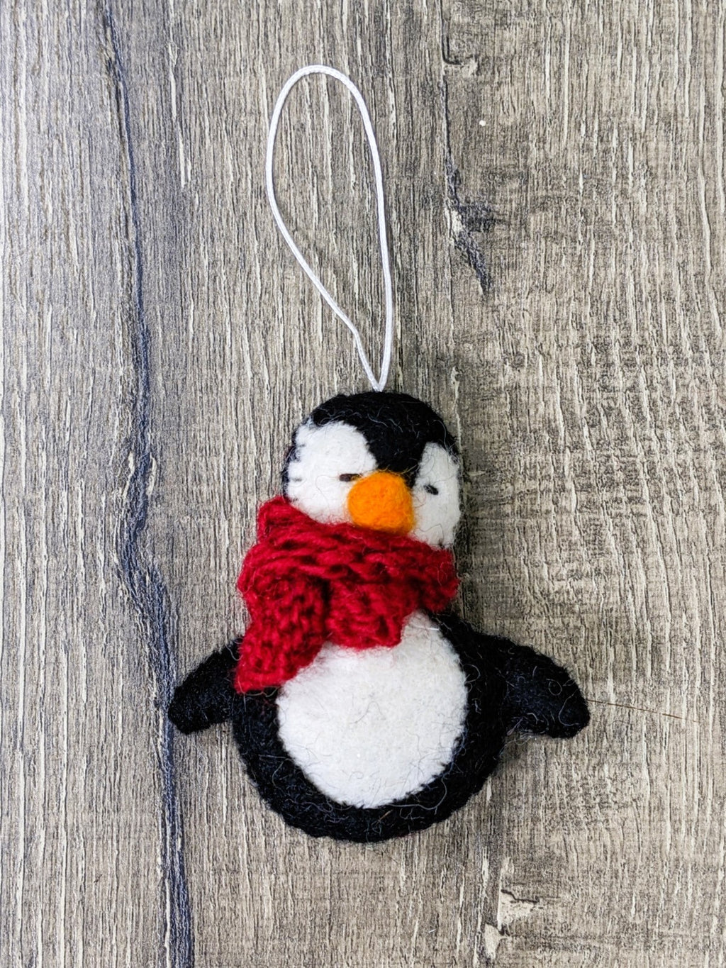 Felt Hanging Penguin – Gringo Fairtrade