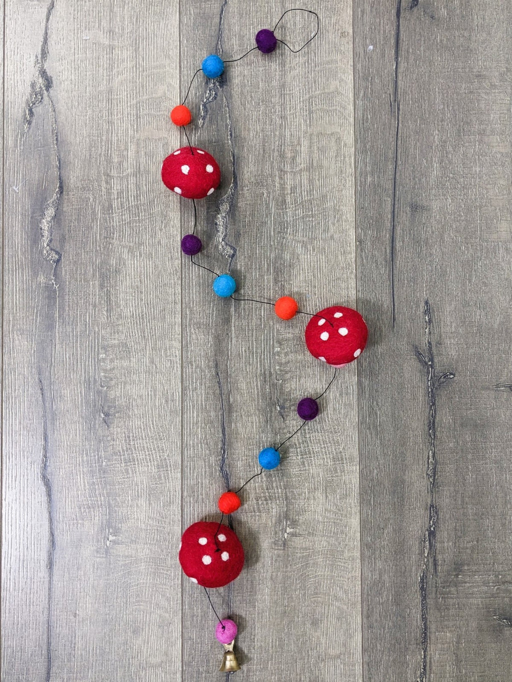 Felt Mushroom Bobble String – Gringo Fairtrade