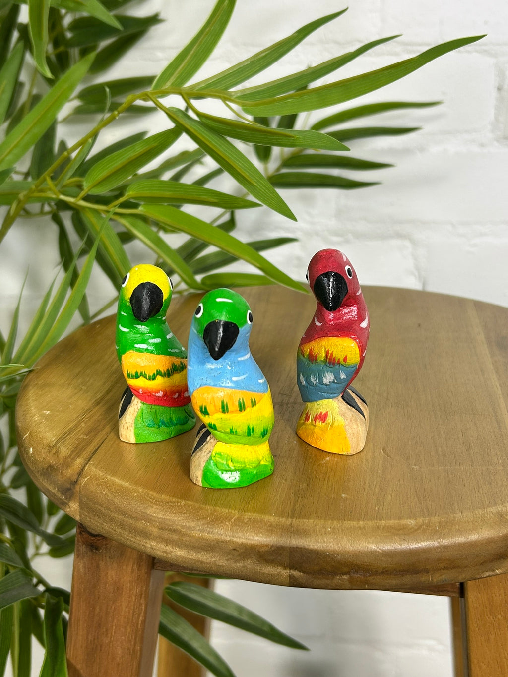 Tiny Perched Parrot – Gringo Fairtrade