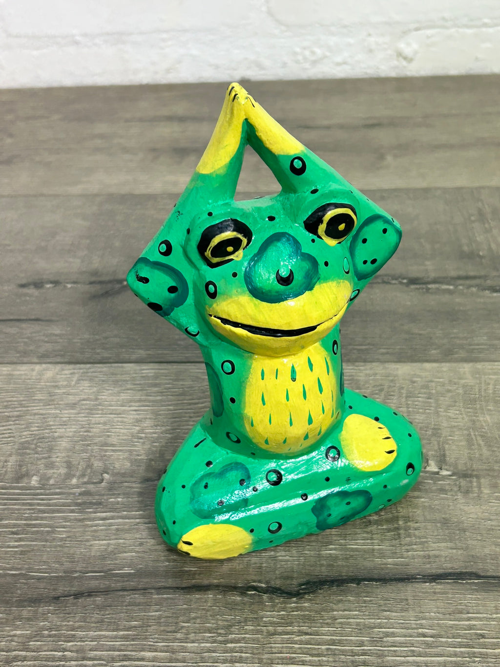 Praying Frog – Gringo Fairtrade